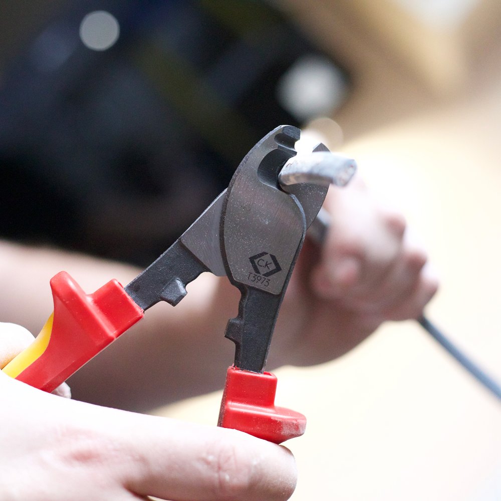 RedLine VDE Cable Cutters | Carl Kammerling International Limited